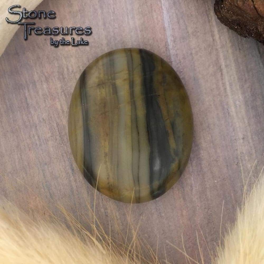 Banded Chert – Stone Treasures by the Lake